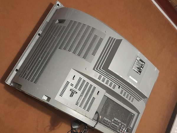 Toshiba CRT TV 32'' - Retro Service '83